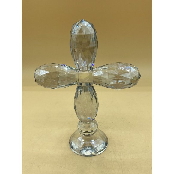 Oleg Cassini | Accents | Oleg Cassini Gray Tint Glass Diamond Cut ...